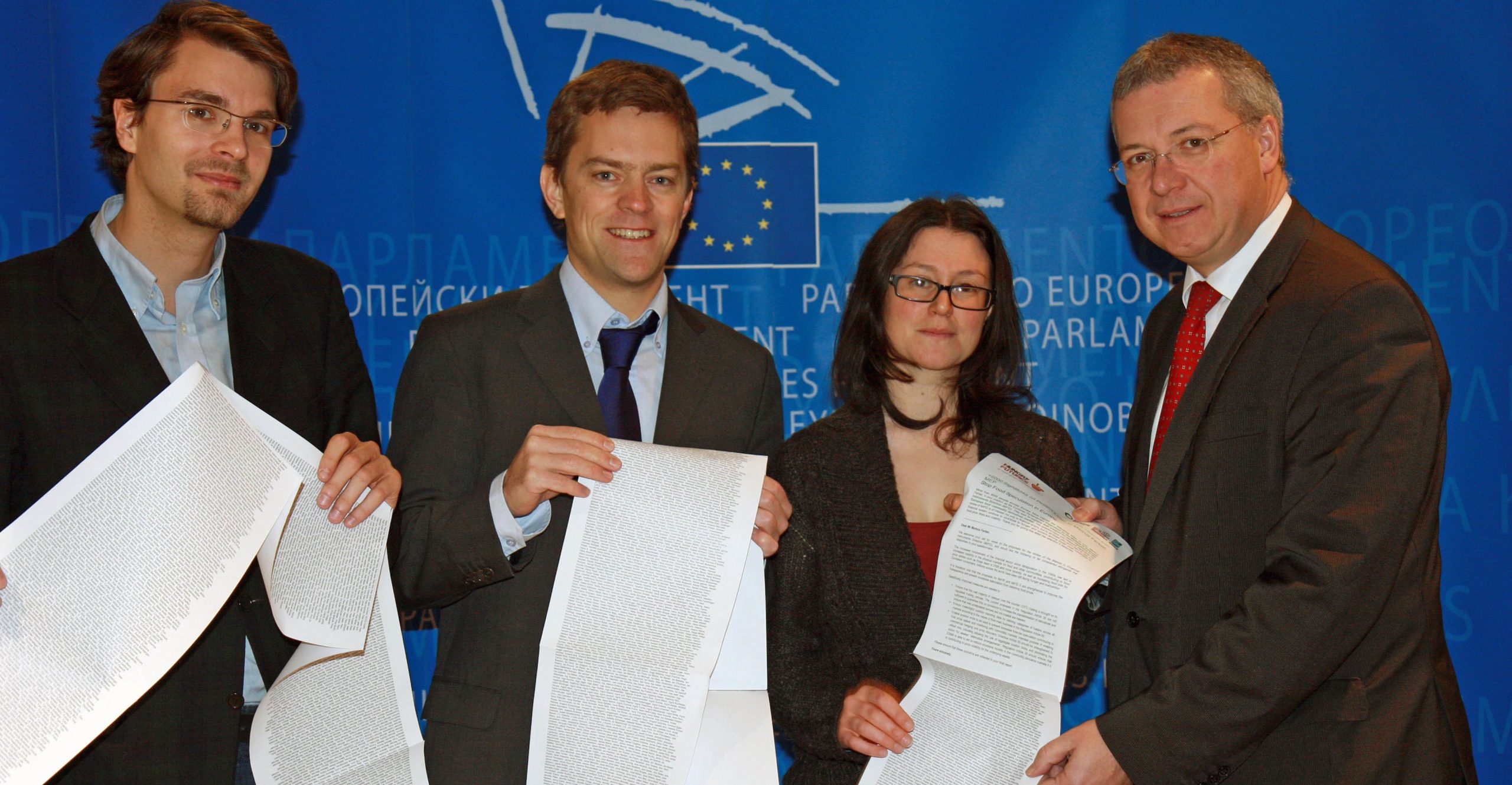 Over 8,000 tell European Parliament to regulate food speculation ...