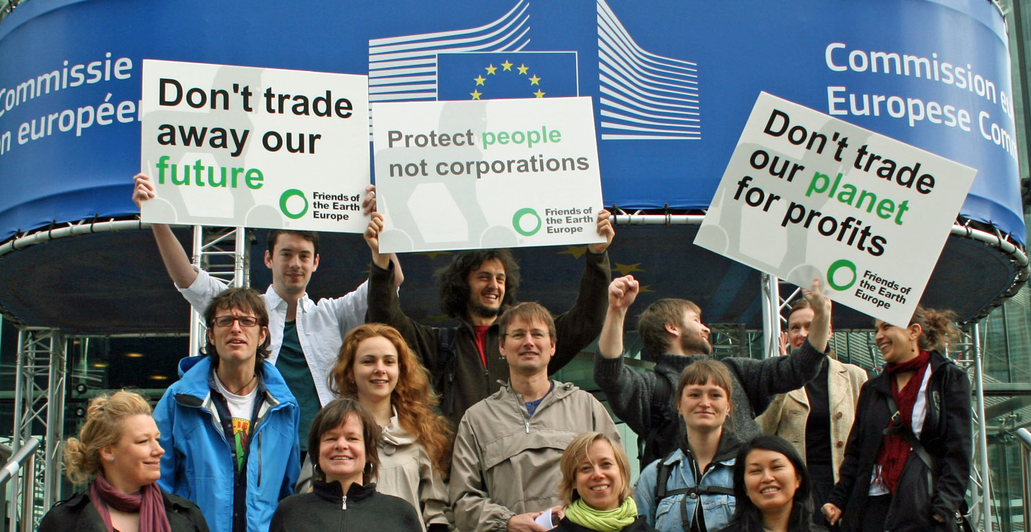 EU-US trade deal: slicing and dicing food safety - Friends of the Earth ...