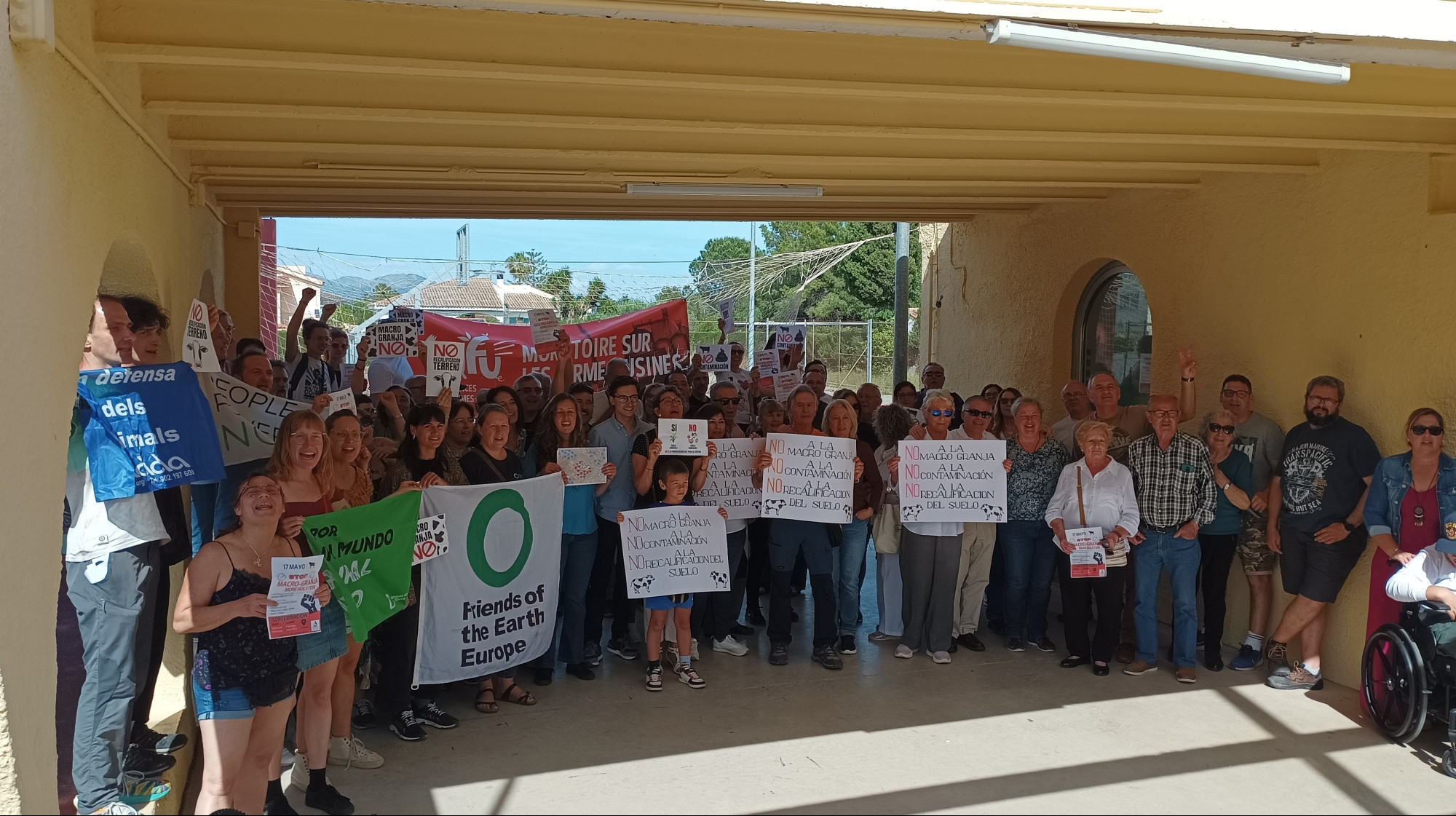 European activists unite against animal factory in Bétera, Spain